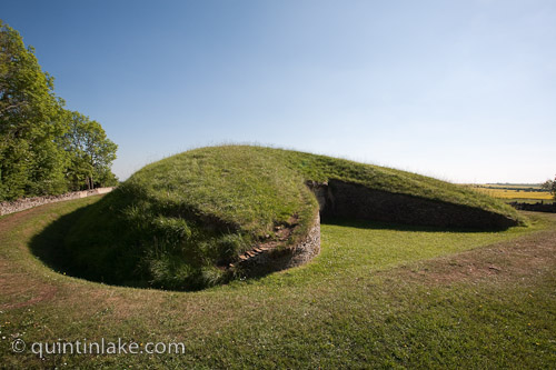 Belas Knap neolithic long barrow Photographs | Geometry & Silence
