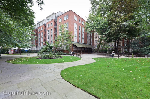Postman’s Park and the Memorial to Heroic Self Sacrifice, London ...