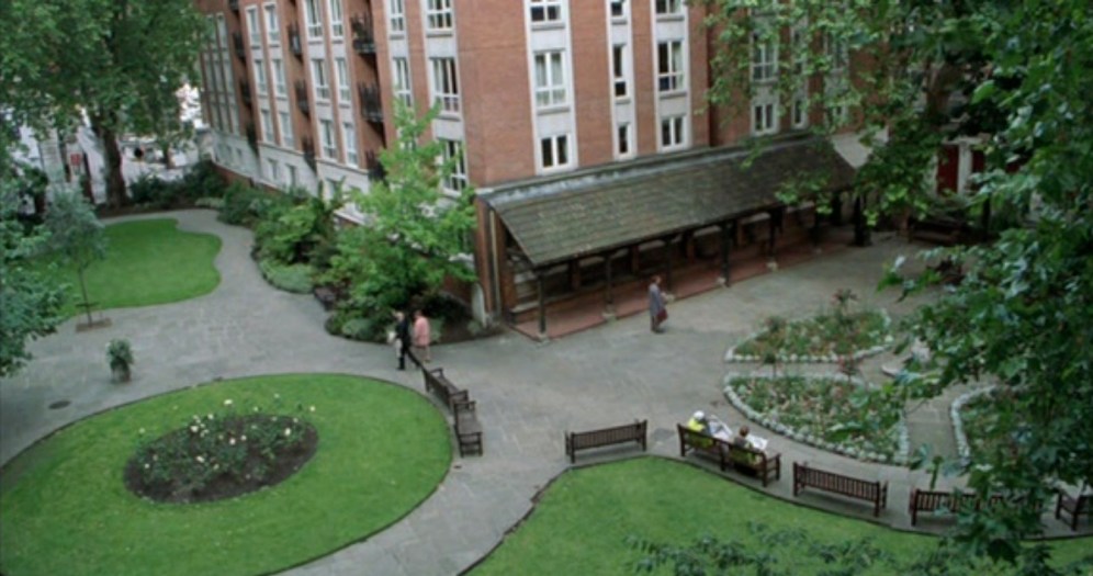 Postman’s Park and the Memorial to Heroic Self Sacrifice, London ...