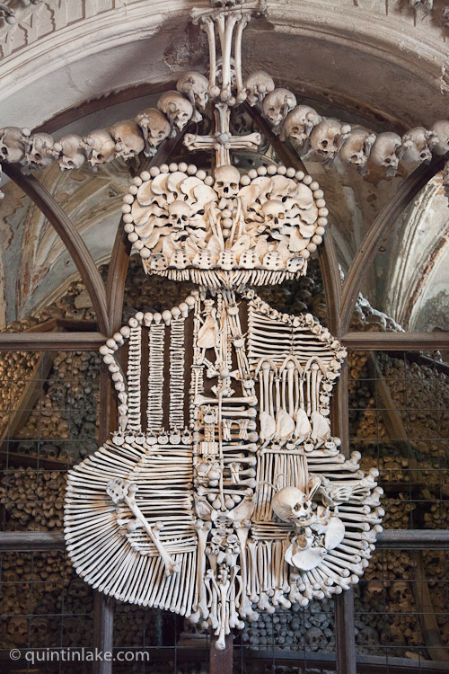 Photos: Sedlec Ossuary (Kostnice Sedlec), Kutná Hora, Czech Republic ...